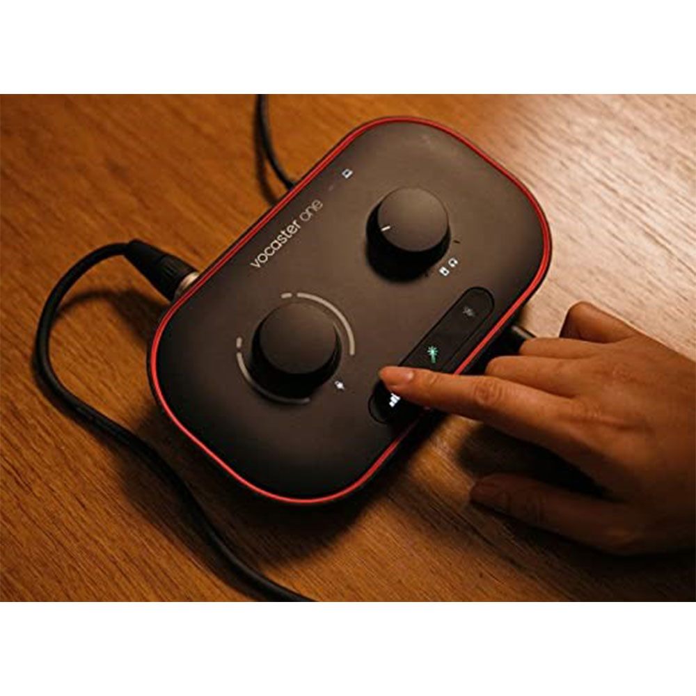 Focusrite Vocaster One Studio Podcasting Interface - Nhạc Cụ Tiến Mạnh